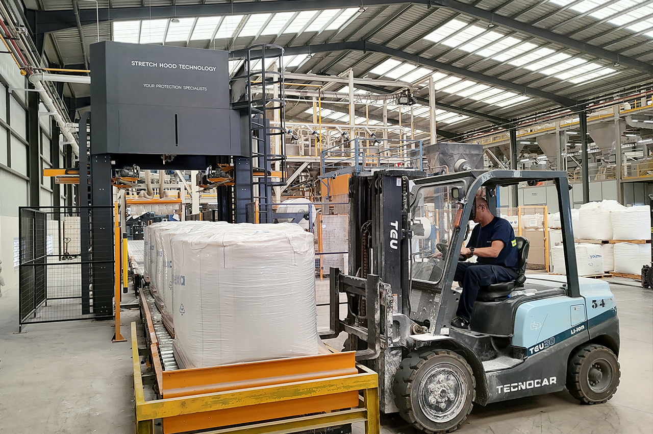 Innova Group instala una línea de embalaje de última generación para compuestos químicos en ...